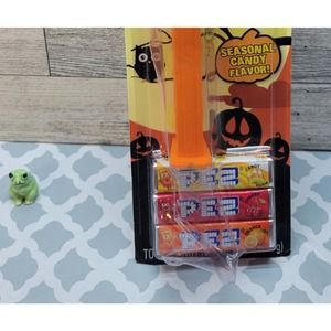 PEZ | Holiday | Ghost Pez Dispenser Halloween 22 Spooky Original Card ...
